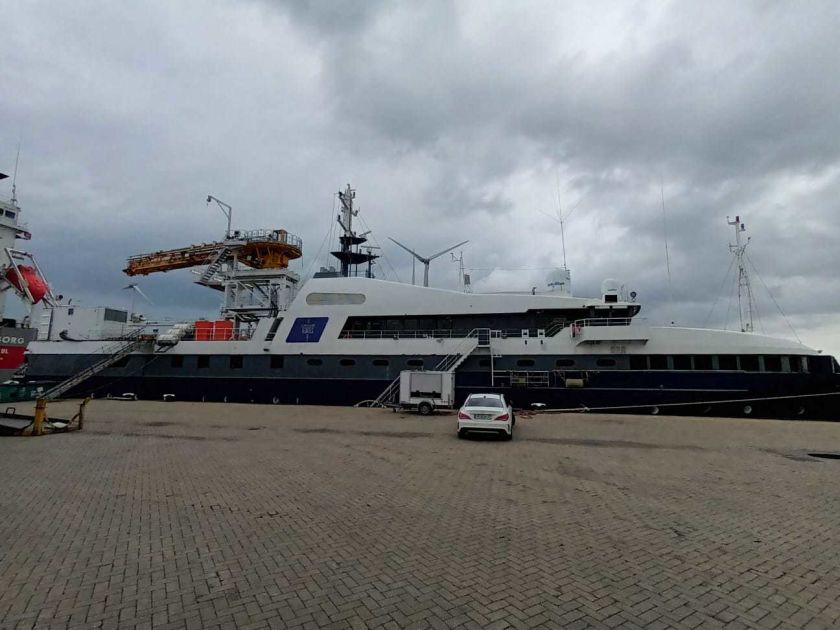 Efficiënt Materialentransport met de ZALLYS JESPI op zee | Zallys